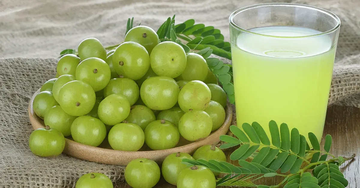 Amla Benefits, Uses, Dosage & Side Effects
